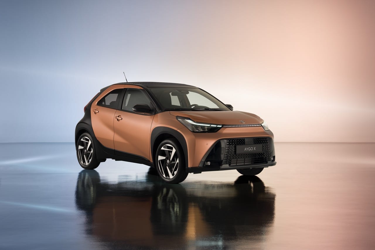Toyota Aygo X hybride (2026) : une mini-citadine est la première du ...